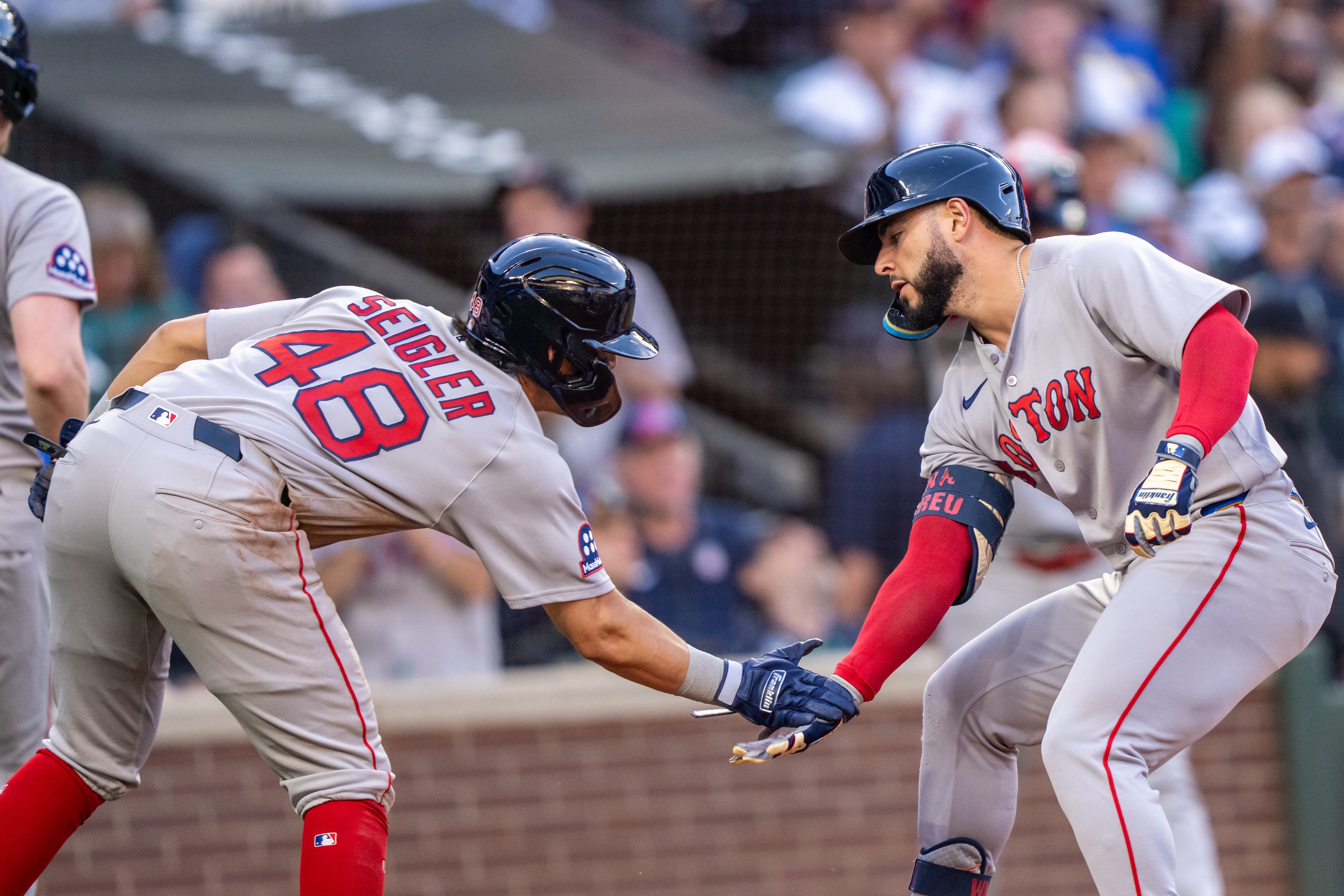 Wilyer Abreu’s two-run blast, Connelly Early’s bounce-back lift Red Sox ...