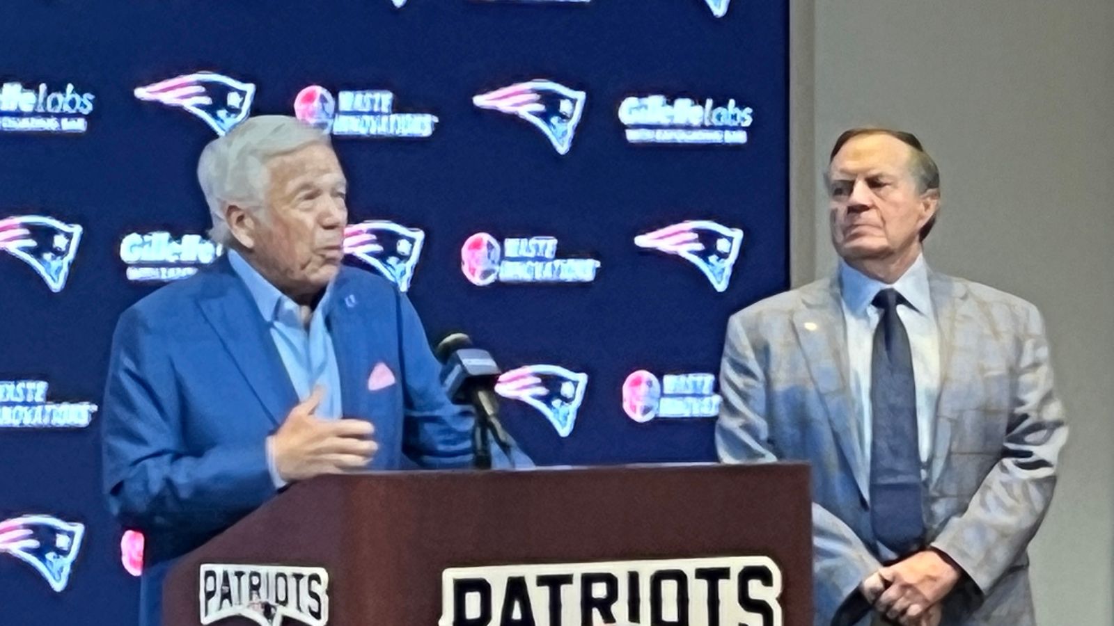 BSJ Live Coverage: Robert Kraft, Bill Belichick part ways in Noon press conference