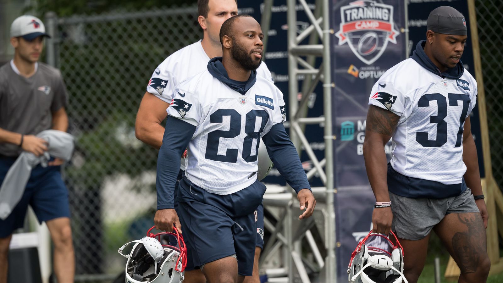 Patriots honor running back James White on the day of his retirement