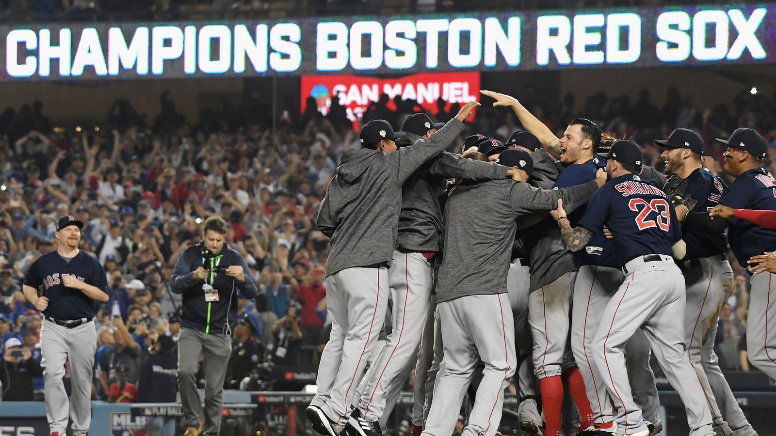 Bedard: Boston's incredible run punctuated (for now) by dominant Red Sox
