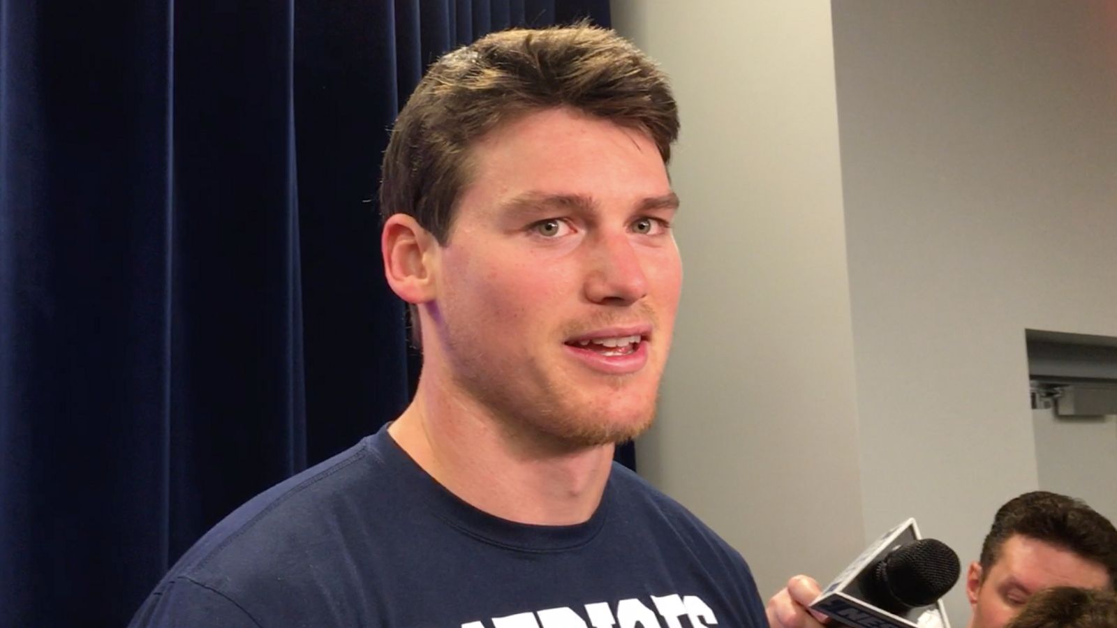 Video: New Patriots TE Troy Niklas shares remarkable story of his ...