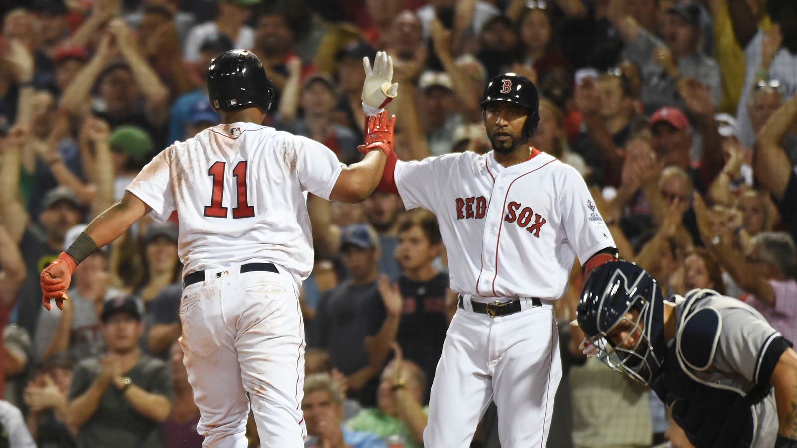 UPDATED: Red Sox caught stealing signs vs. Yankees