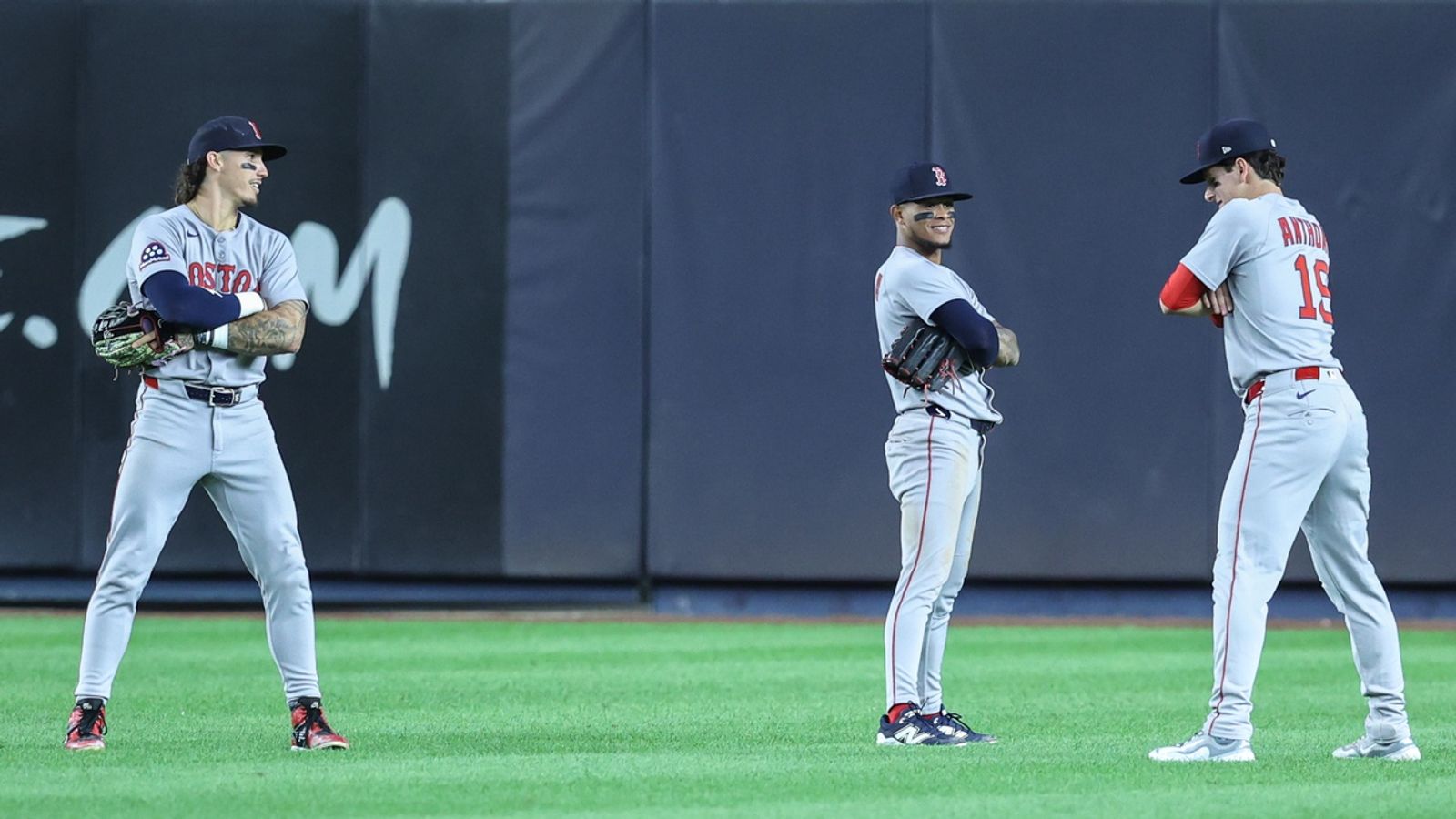 Final: Red Sox 6, Yankees 3 - Red Sox win first game of series in the Bronx